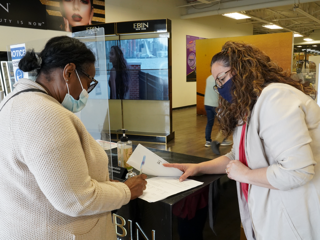 Community support – EBIN NEW YORK